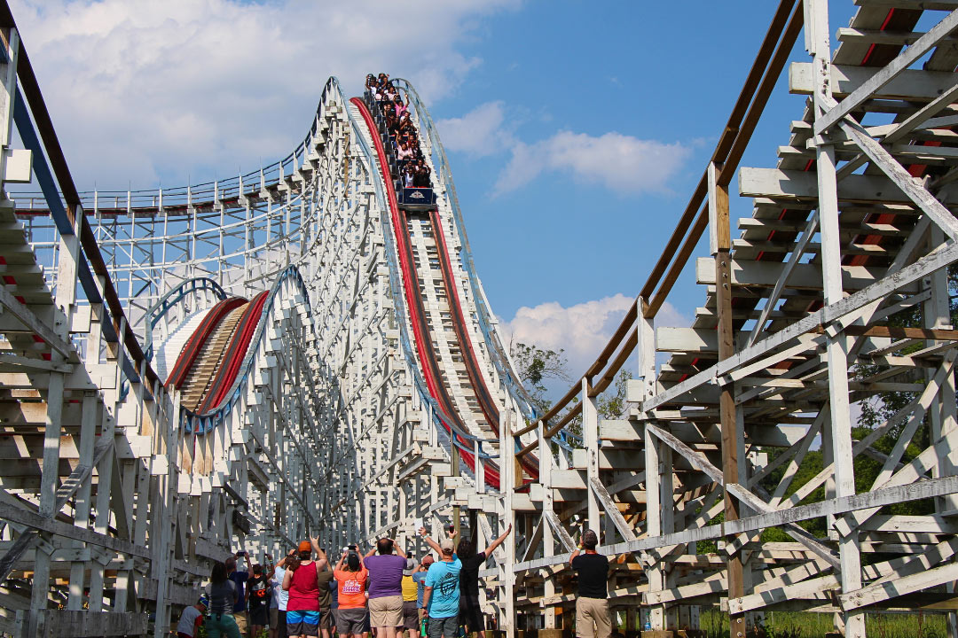 Six Flags Over Georgia – Coaster Fest event for thrill fans